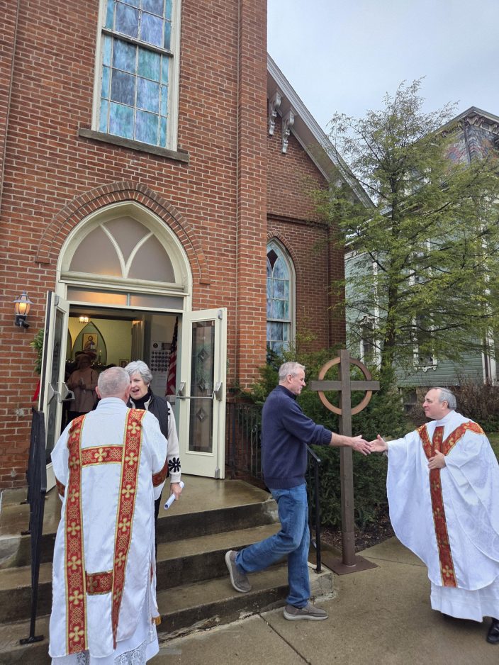 Final weekend Mass held at 150-year-old Sacred Heart Church in ...